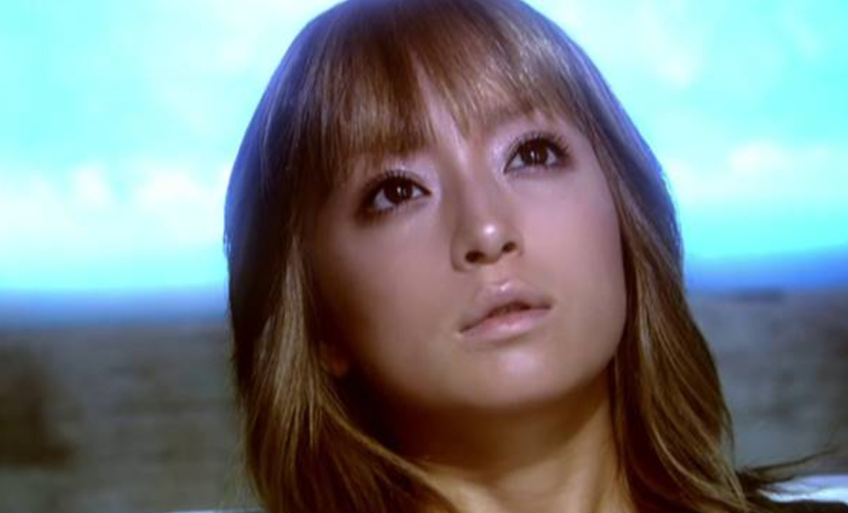 【顔画像】2022年FNS歌謡祭 浜崎あゆみの現在が別人なみの劣化？若い頃との比較も！ | エンタメプレス